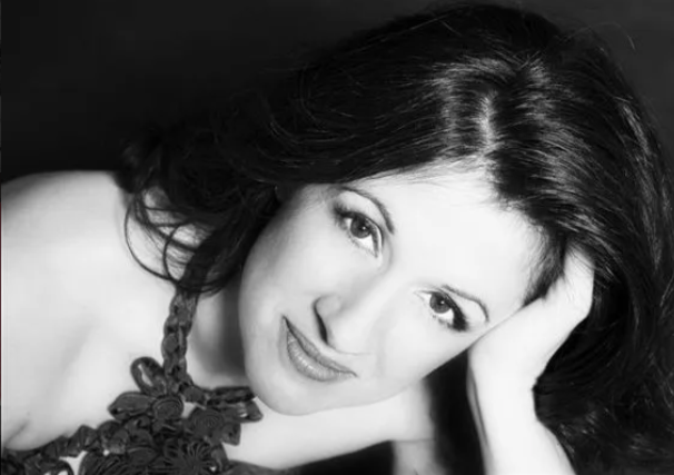 Jazz Singer Platform